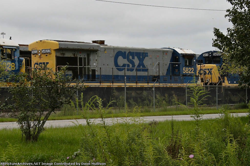 CSX 5822